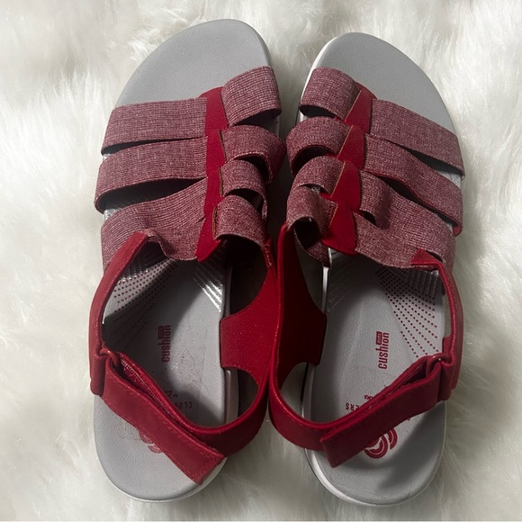 Clarks | Shoes | Clarks Womens Arla Shaylie Platform Redwhite Heathered ...